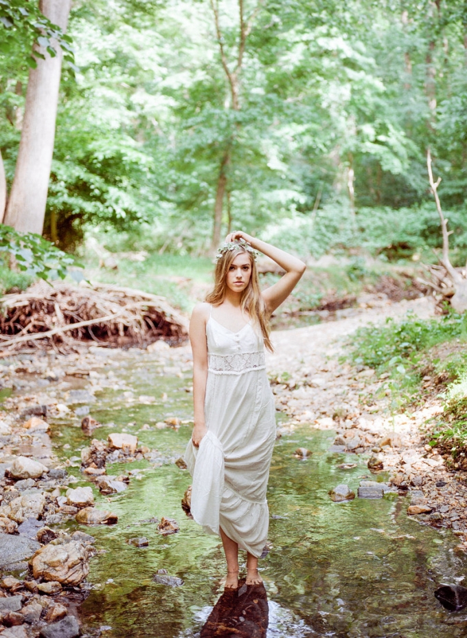 Photo Fridays | Romantic Riverside Boudoir | Glamour & Grace