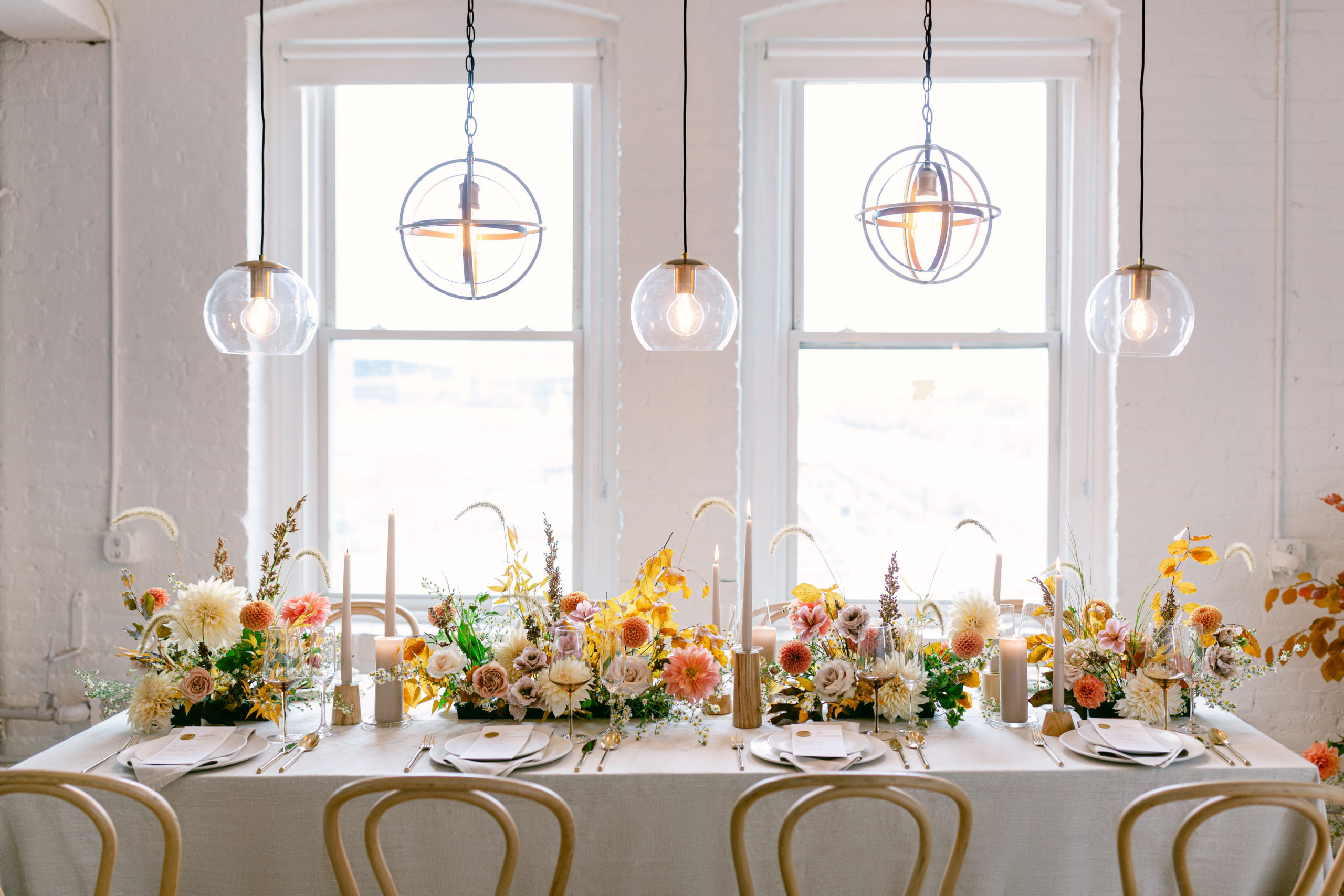 Modern Romantic Fall Wedding Ideas | Glamour & Grace